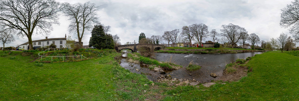 View of River Aire at Gargrave, Yorkshire, England 360 Panorama | 360Cities