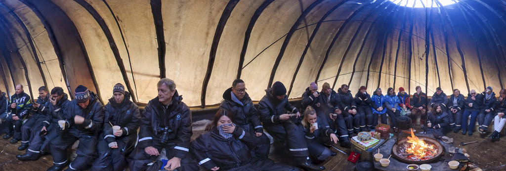 Sámi Lavvu Interior 360 Panorama | 360Cities