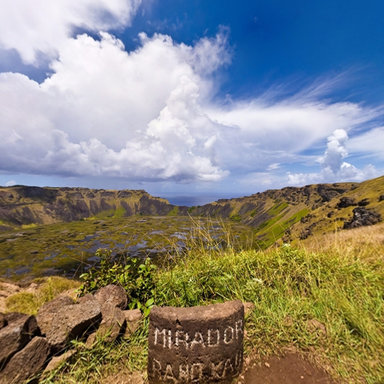 Rano Kau Volcano (Up the Mirador !) 360 Panorama | 360Cities
