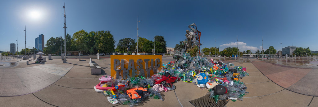 The Thinker's Burden sculpture, Plastic Treaty, Geneva 360 Panorama ...