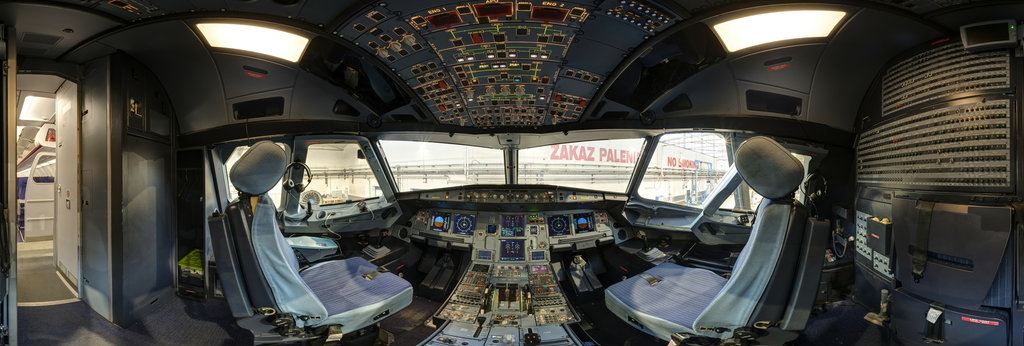 Airbus A321-271NX - cockpit (12931) 360 Panorama | 360Cities