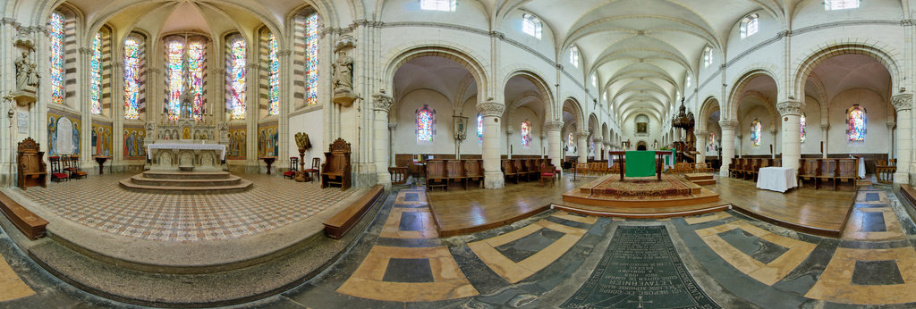 Chœur de l'église de Gavray - France 360 Panorama | 360Cities