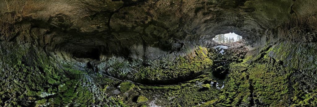 Lava Trench Cave [3] 360 Panorama | 360Cities