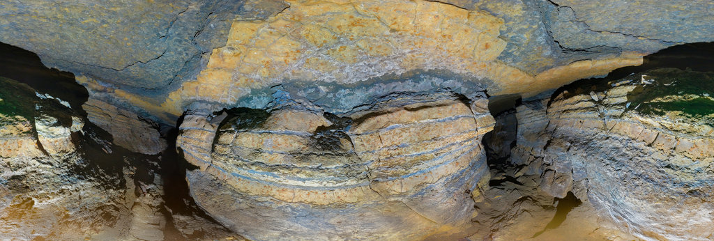 Fossil-Bearing Strata at Cueva del Indio 360 Panorama | 360Cities