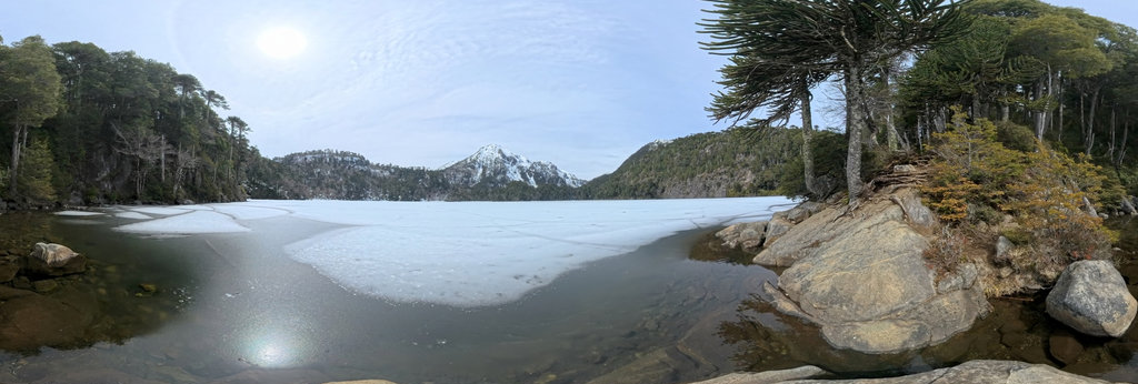 360° View of Lago el Toro with Forest and Rocks in Parque Nacional ...