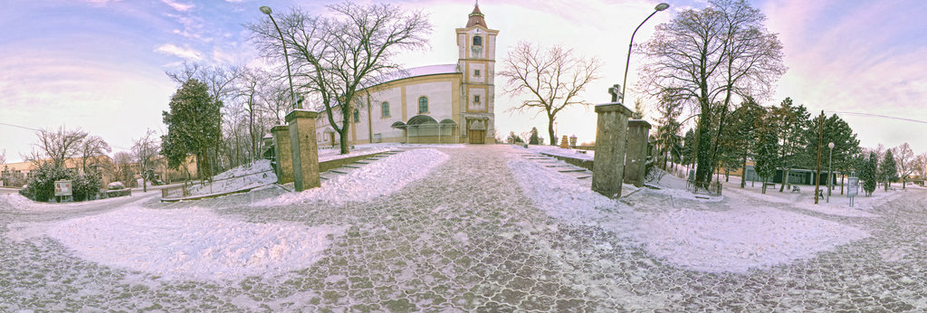 Kostol svätého Mikuláša v Senci (V zime) 360 Panorama | 360Cities